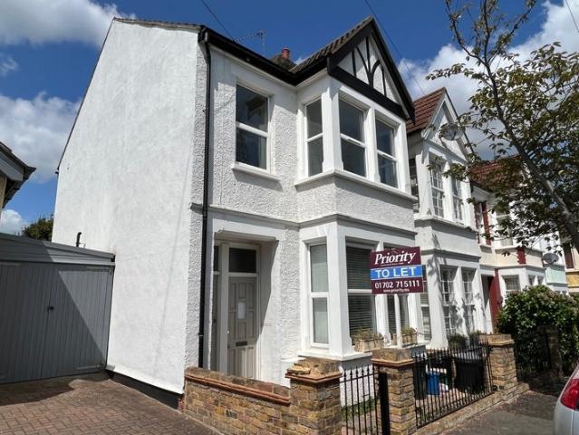 Apartment at Fleetwood Avenue, Southend on Sea