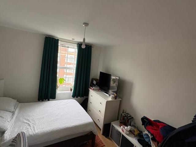 Apartment at Flora Gardens, Greater London