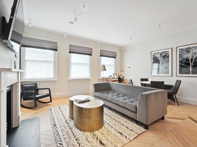 Apartment at Floral Court, City of Westminster