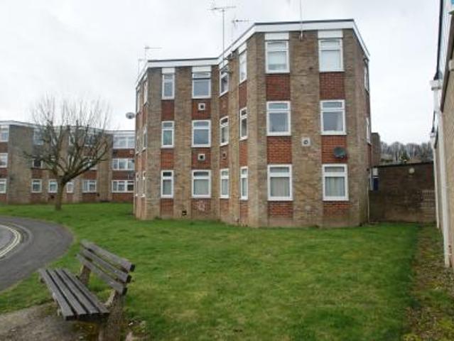 Apartment at Floral Way, Test Valley