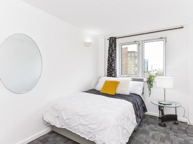 Apartment at Francis Chichester Way, Greater London