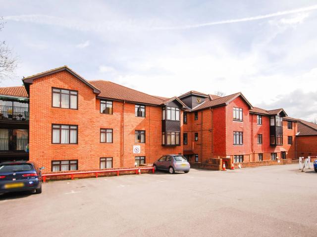 Apartment at Francis Court, Guildford
