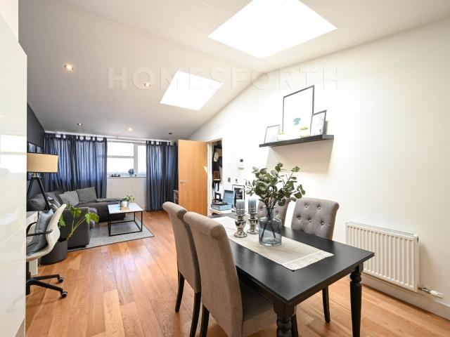 Apartment at Fraser Road, Greater London