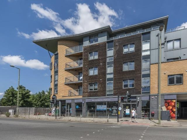 Apartment at Friern Barnet Road, Greater London