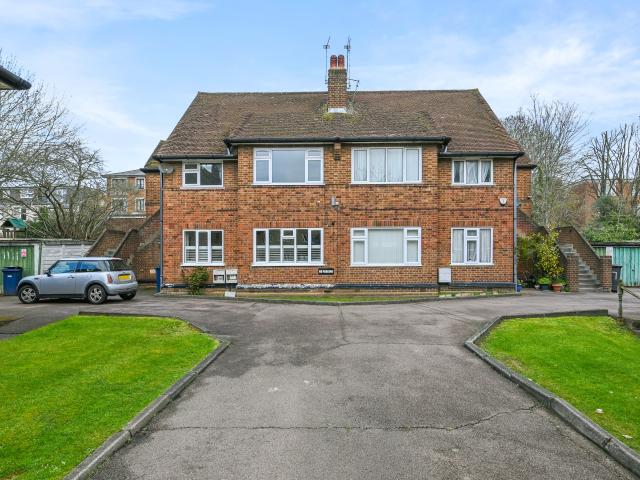 Apartment at Friern Park, Greater London