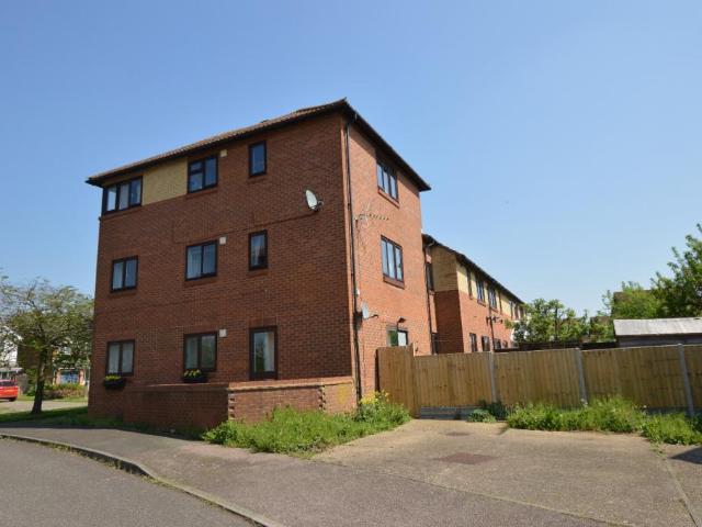 apartment at Frithwood Crescent, Milton Keynes