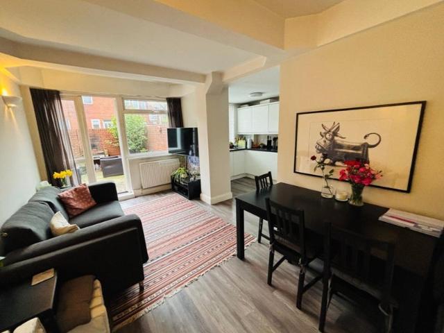 Apartment at Frogmore, Greater London