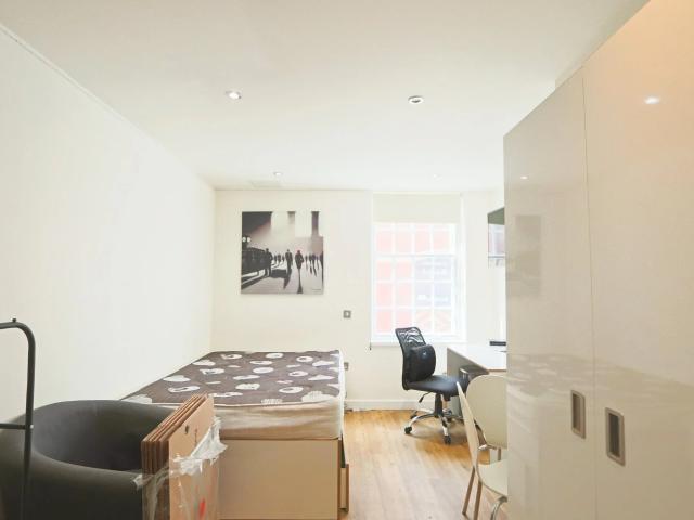 Apartment at Frogmore Street, Bristol