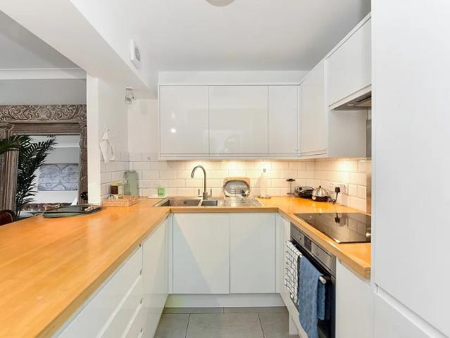Apartment at Fulham Bridge, Greater London
