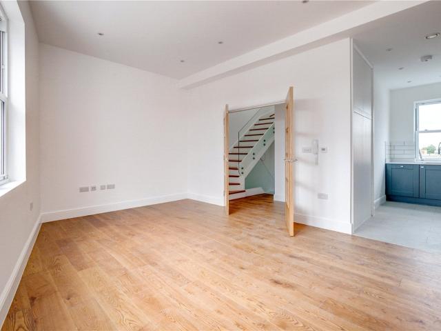Apartment at Fulham Palace Road, Greater London