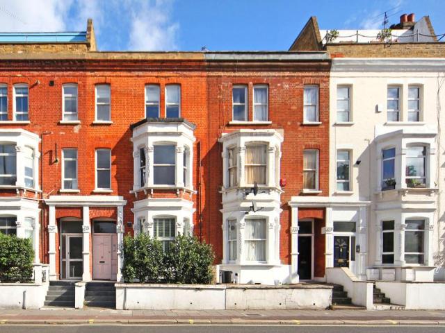 Apartment at Fulham Palace Road, Greater London