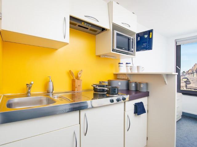 Apartment at Fulham Palace Road, Greater London