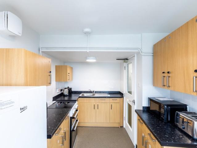 Apartment at Fulham Palace Road, Greater London