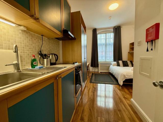 Apartment at Fulham Palace Road, Greater London