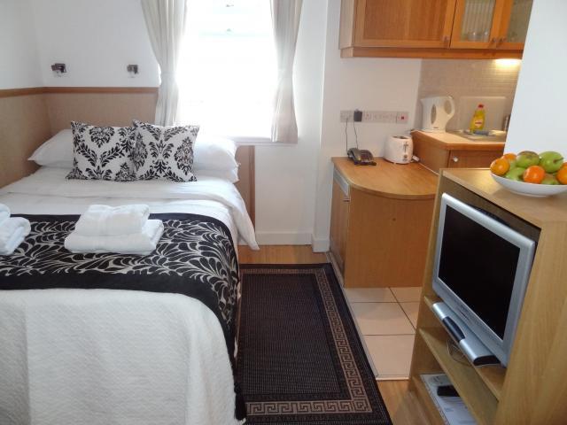 Apartment at Fulham Palace Road, Greater London