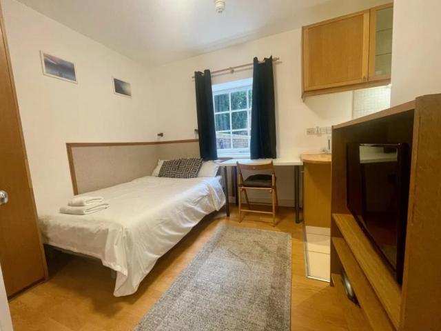 Apartment at Fulham Palace Road, Greater London