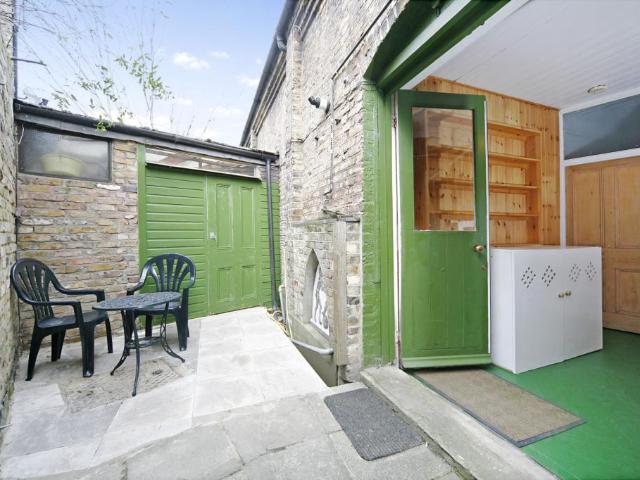 Apartment at Fulham Park Gardens, Greater London