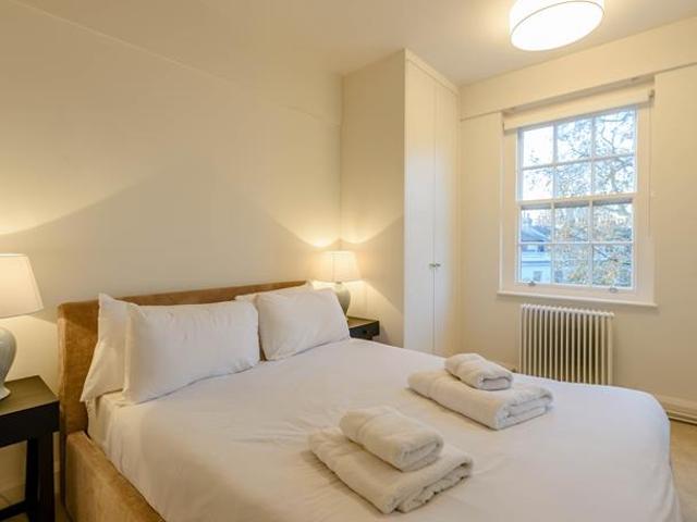 Apartment at Fulham Road, Greater London