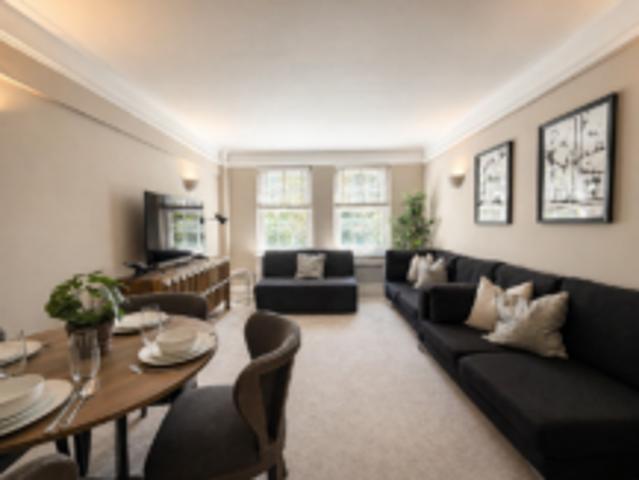 Apartment at Fulham Road, Greater London