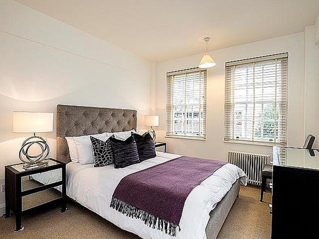 Apartment at Fulham Road, Greater London