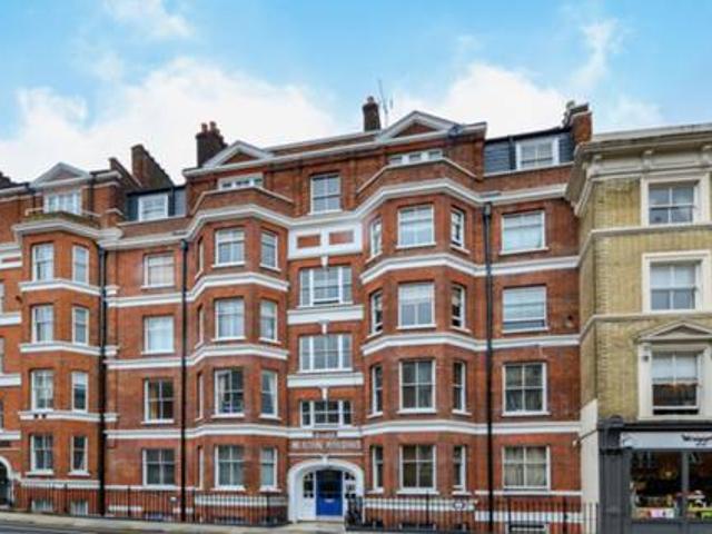Apartment at Fulham Road, Greater London