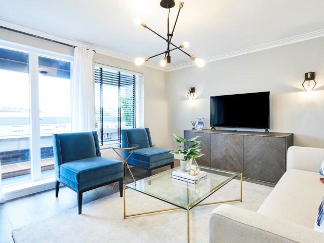 Apartment at Fulham Road, Greater London