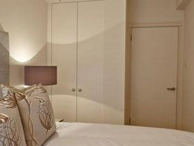 Apartment at Fulham Road, Greater London