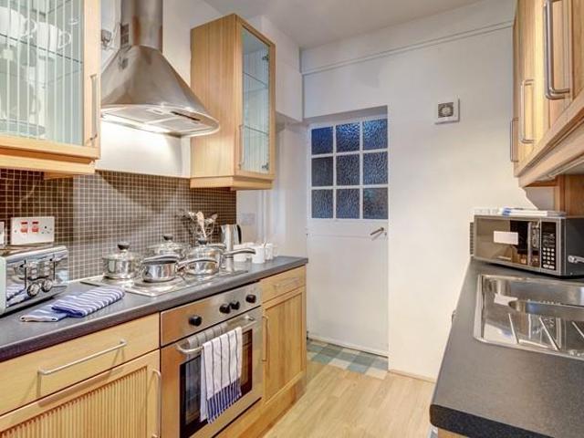 Apartment at Fulham Road, Greater London