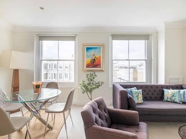 Apartment at Fulham Road, Greater London