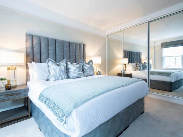 Apartment at Fulham Road, Greater London