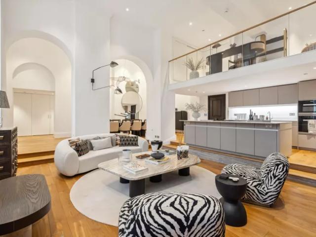Apartment at Fulham Road, Greater London