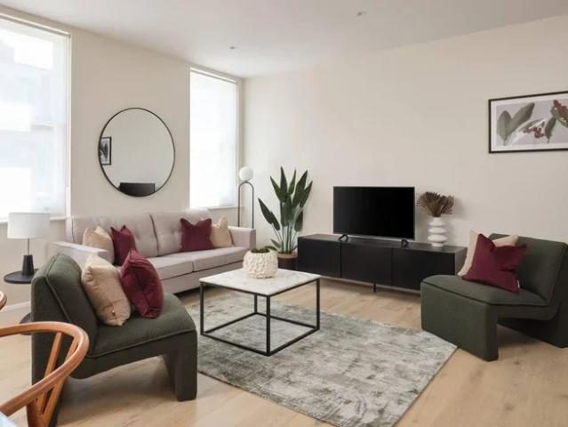 Apartment at Fulham Road, Greater London