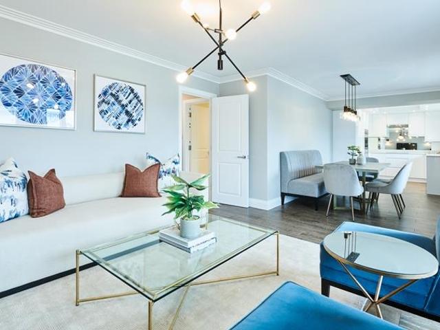 Apartment at Fulham Road, Greater London