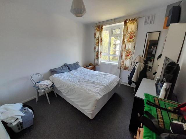 Apartment at Fulham Road, Greater London