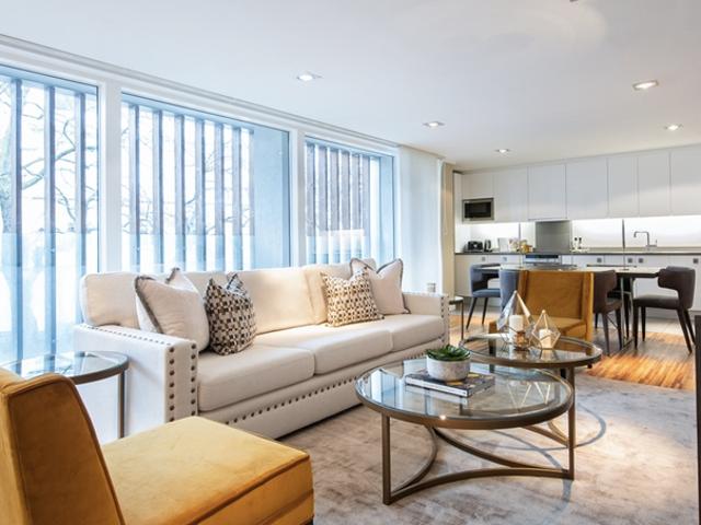Apartment at Fulham Road, Greater London