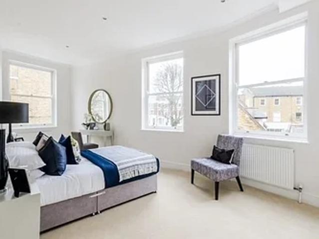 Apartment at Fulham Road, Greater London