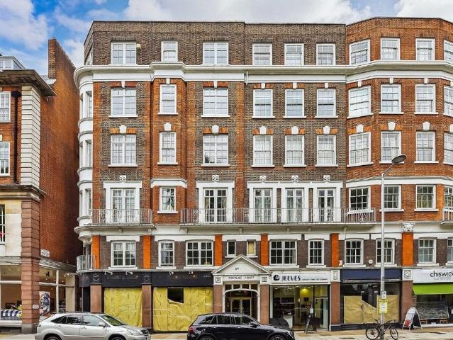 Apartment at Fulham Road, Greater London