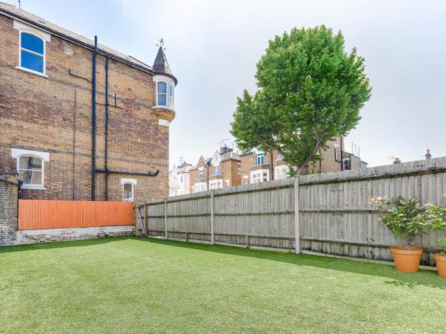 Apartment at Fulham Road, Greater London