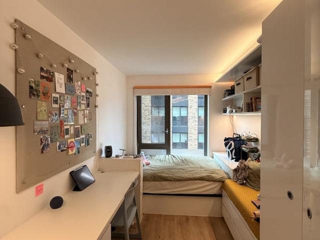Apartment at Fulton Road, Greater London