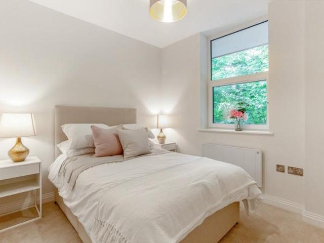 Apartment at Furlong Road, Bourne End