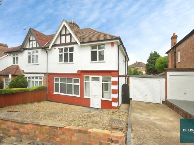 Apartment at Fursby Avenue, Greater London