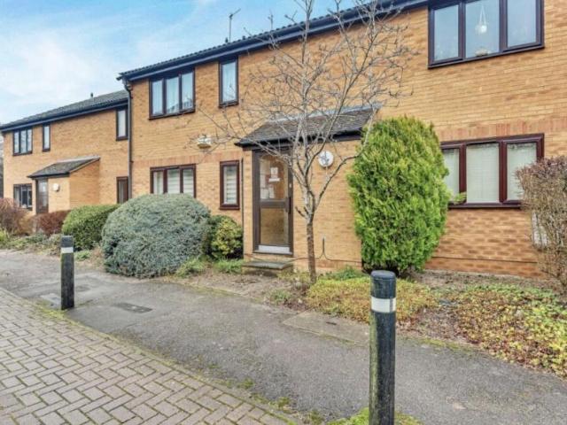 Apartment at Knaves Hollow, Loudwater
