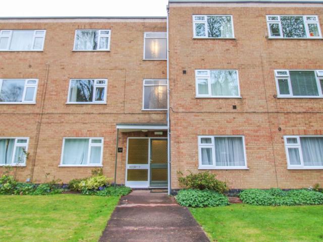 Apartment at Knighton Drive, Leicester