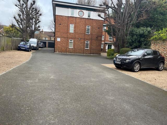Apartment at Knight's Park, Greater London