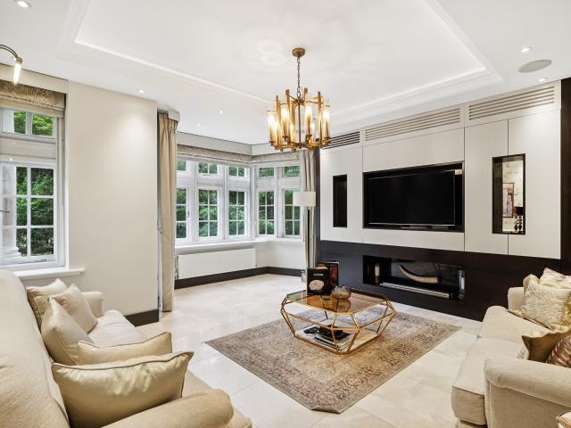 Apartment at Knightsbridge, City of Westminster
