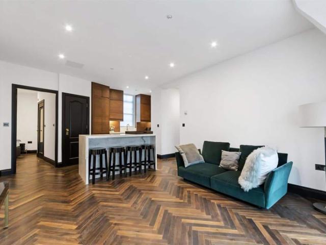 Apartment at Knightsbridge, City of Westminster