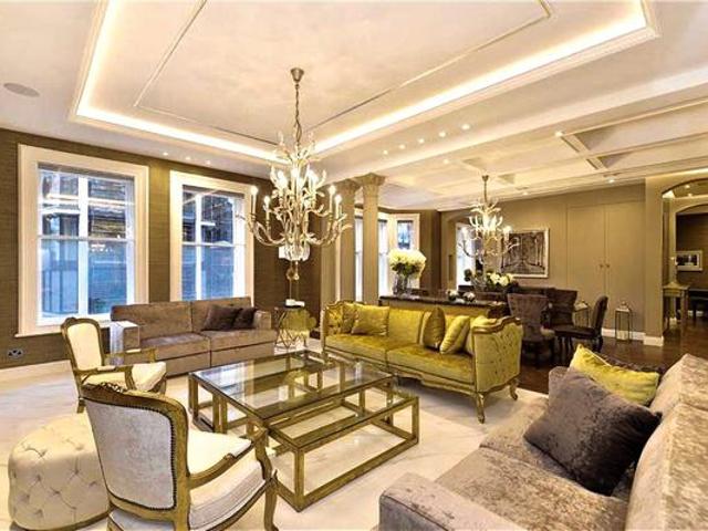 Apartment at Knightsbridge, City of Westminster