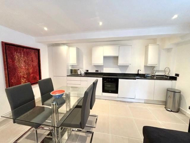apartment at Knightsbridge Court, Sloane Street, London, SW1X 9LJ