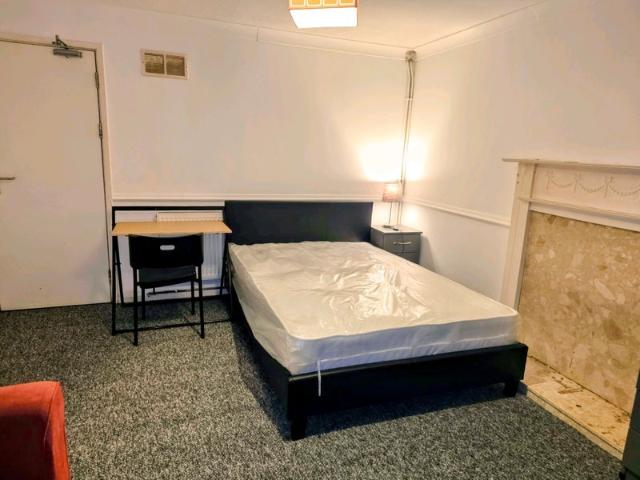 Apartment at Knightstone Avenue, Birmingham