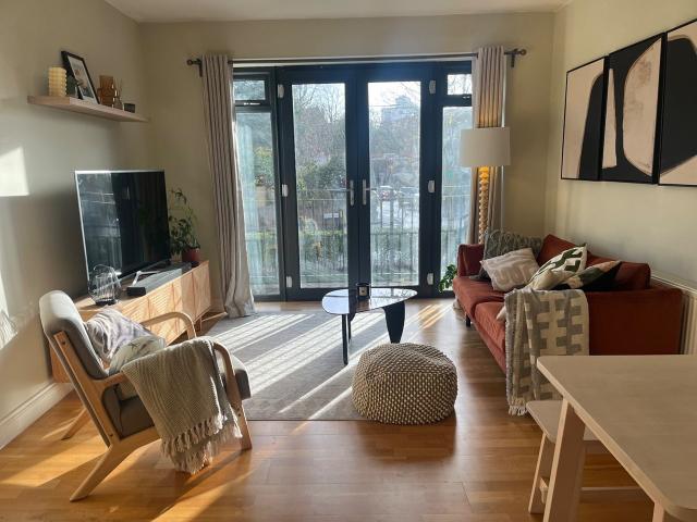 Apartment at Knollys Road, Greater London